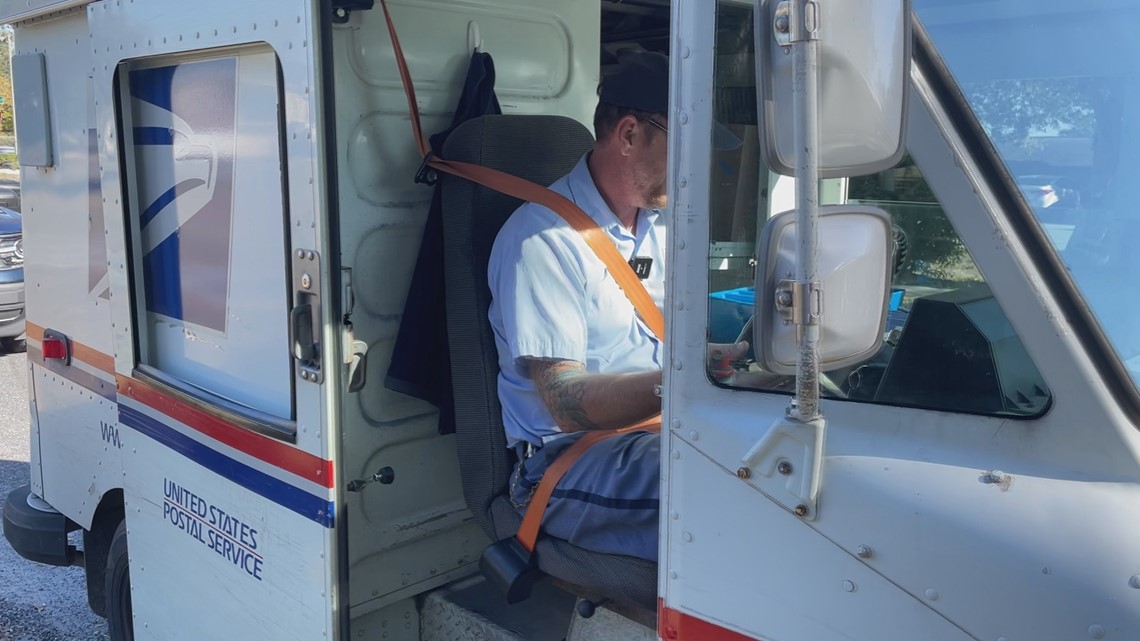 Keeping mail carrier safety in mind during busy holiday stretch | wtsp.com