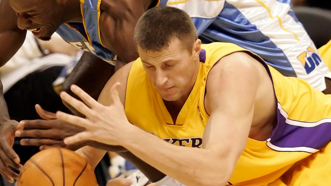 Former Laker Slava Medvedenko auctions NBA rings for Ukraine | wtsp.com