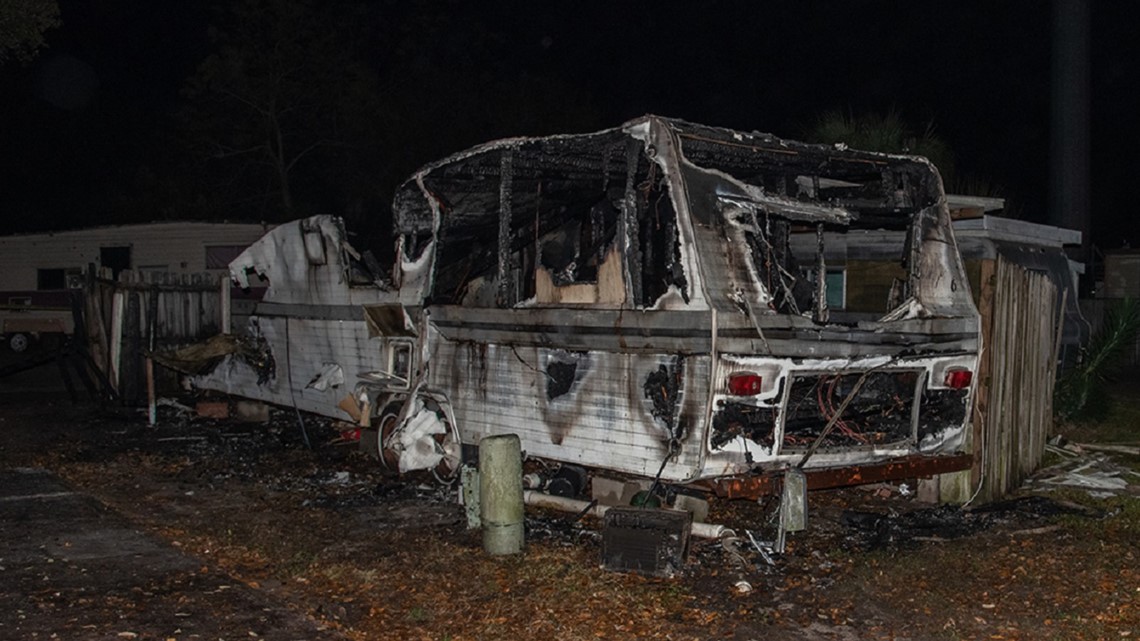 Authorities respond to deadly mobile home fire in Polk RV park | wtsp.com