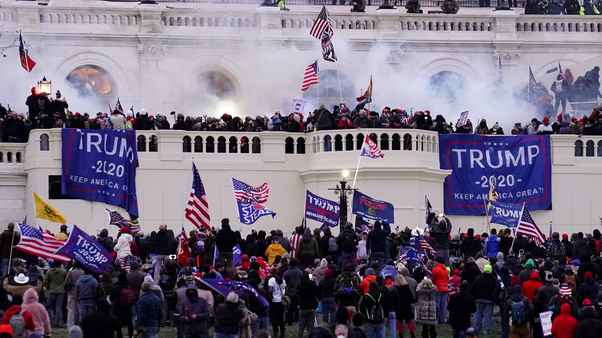 Florida man gets 4 years, 9 months after US Capitol insurrection | wtsp.com