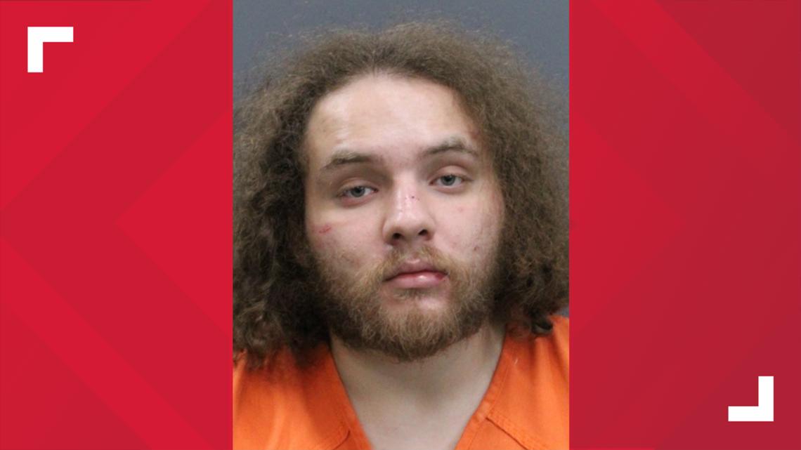 Tampa man held over 100 files of child sexual abuse material, deputies ...