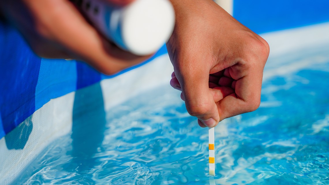How to look out for signs of pool chemical injuries this summer | wtsp.com