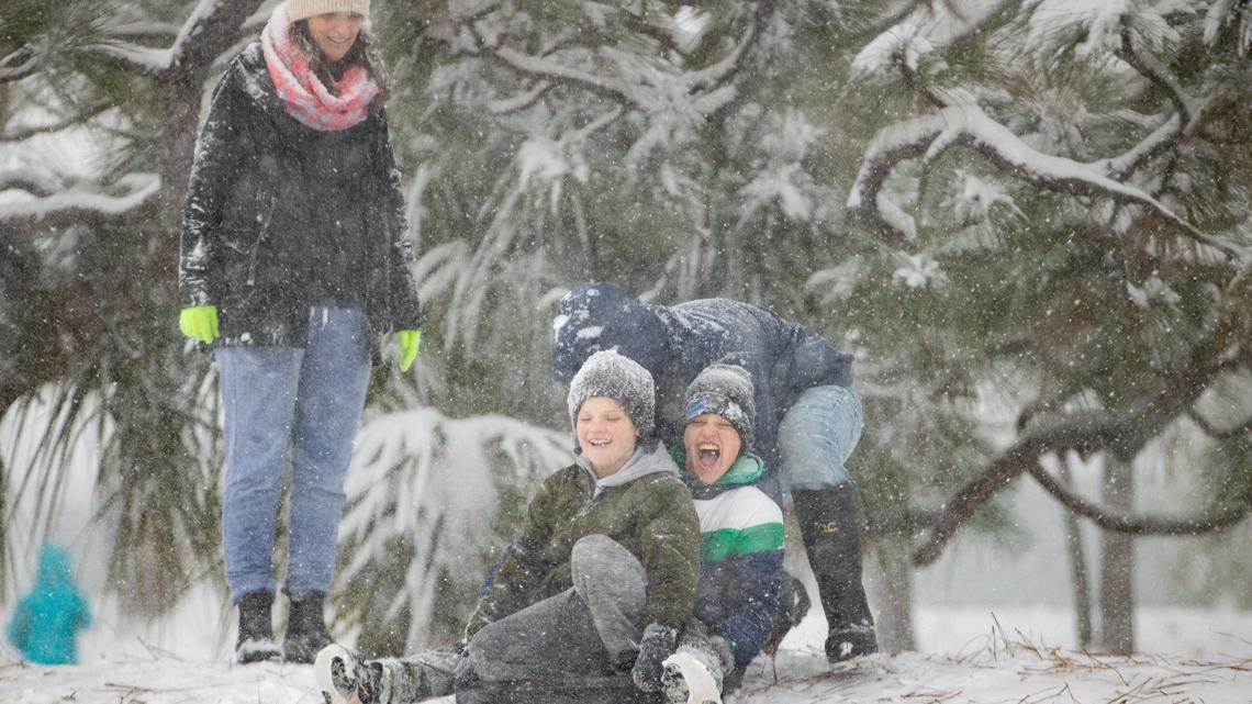 Pensacola sees snow while Miami has tropical temperatures | wtsp.com