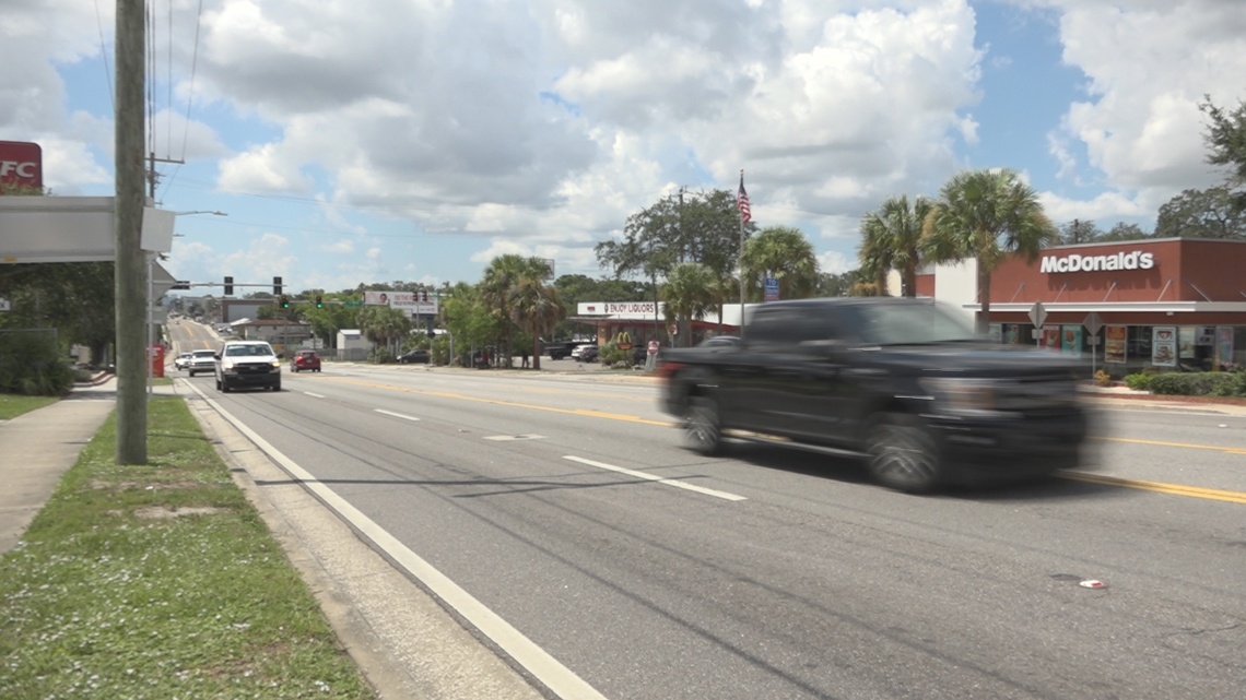 Sulphur Springs residents voice concerns on neighborhood issues | wtsp.com