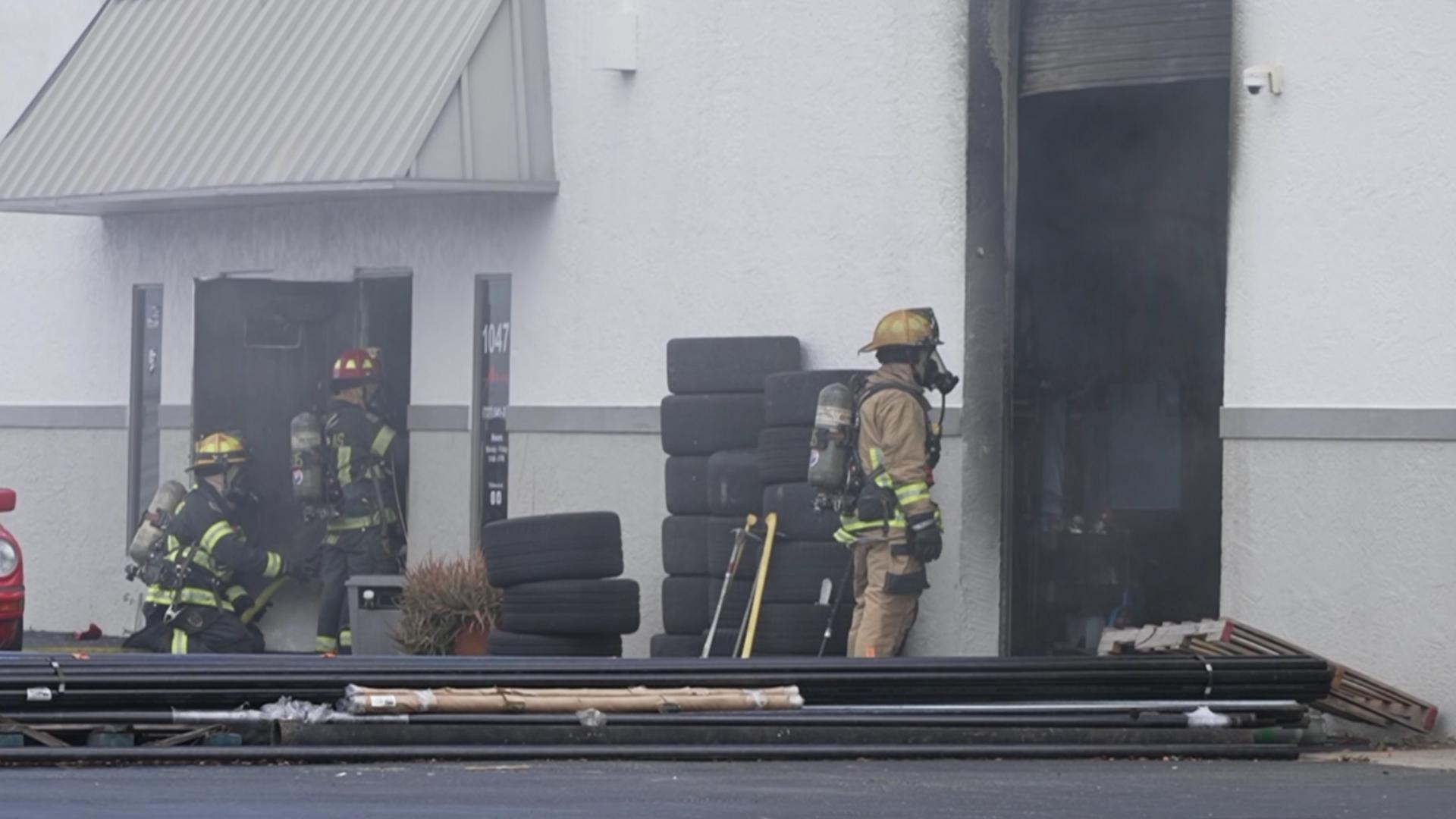 Fire causes roof to collapse at Seminole auto repair shop | wtsp.com