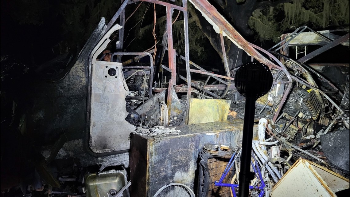 Deadly mobile home fire in Shady Hills claims at least 1 life | wtsp.com