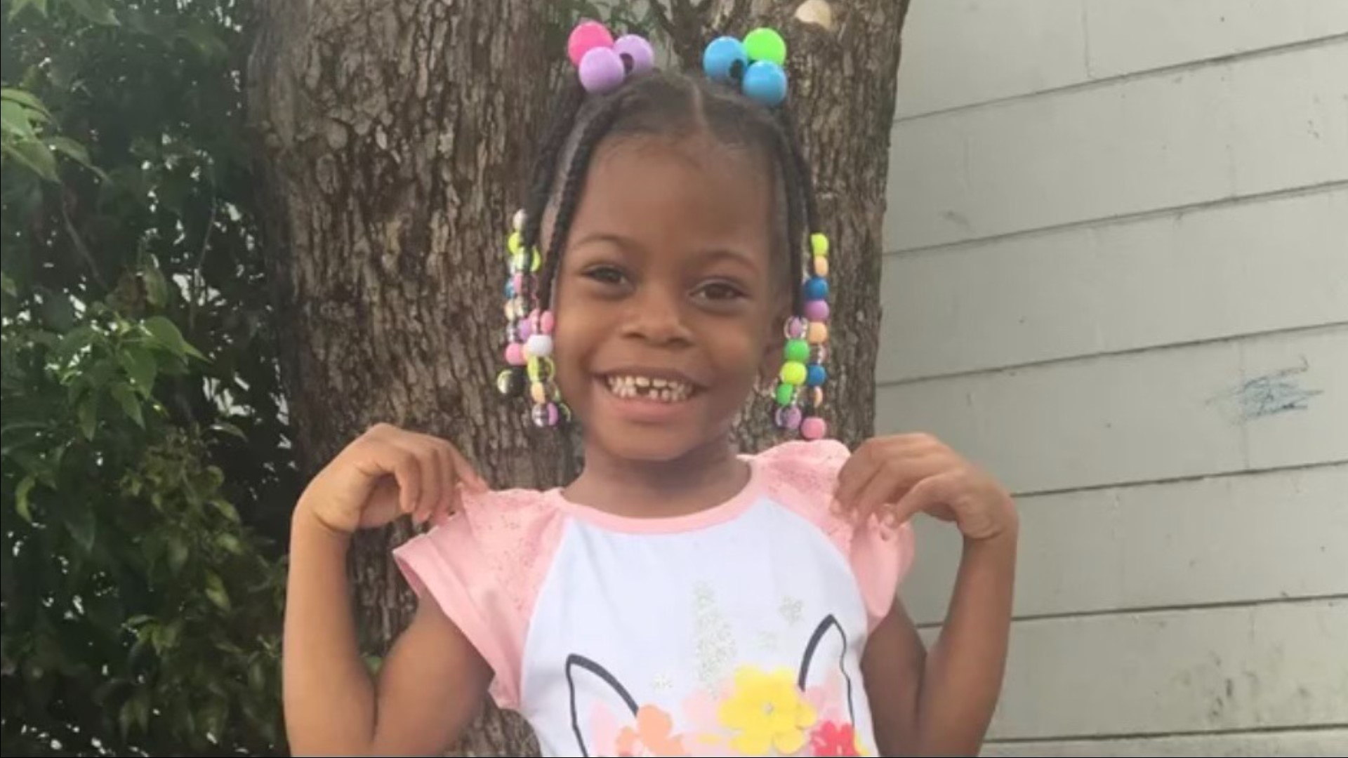 Tampa police: Girl dies at hospital, found unresponsive at motel | wtsp.com