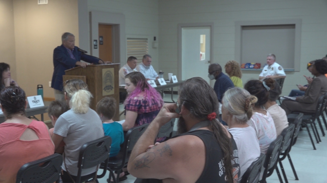 Bartow holds community meeting over Peace River emergency | wtsp.com