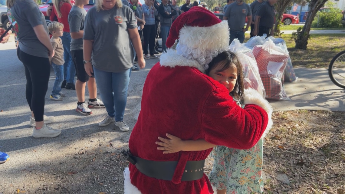 Lealman Fire Department delivers gifts to 3,000 kids on Christmas Eve ...