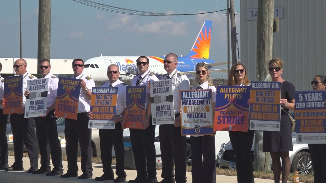 Allegiant pilots hold informational picket at PIE and SRQ; threaten ...