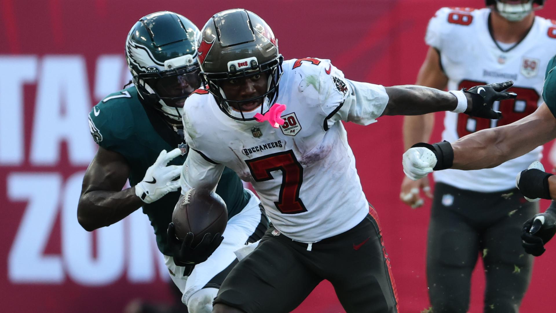 What are the soft-shell helmets NFL players have been wearing | wtsp.com