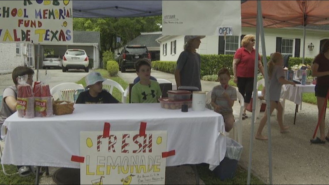 Tampa 12-year-old's lemonade stand raises money for Uvalde | wtsp.com