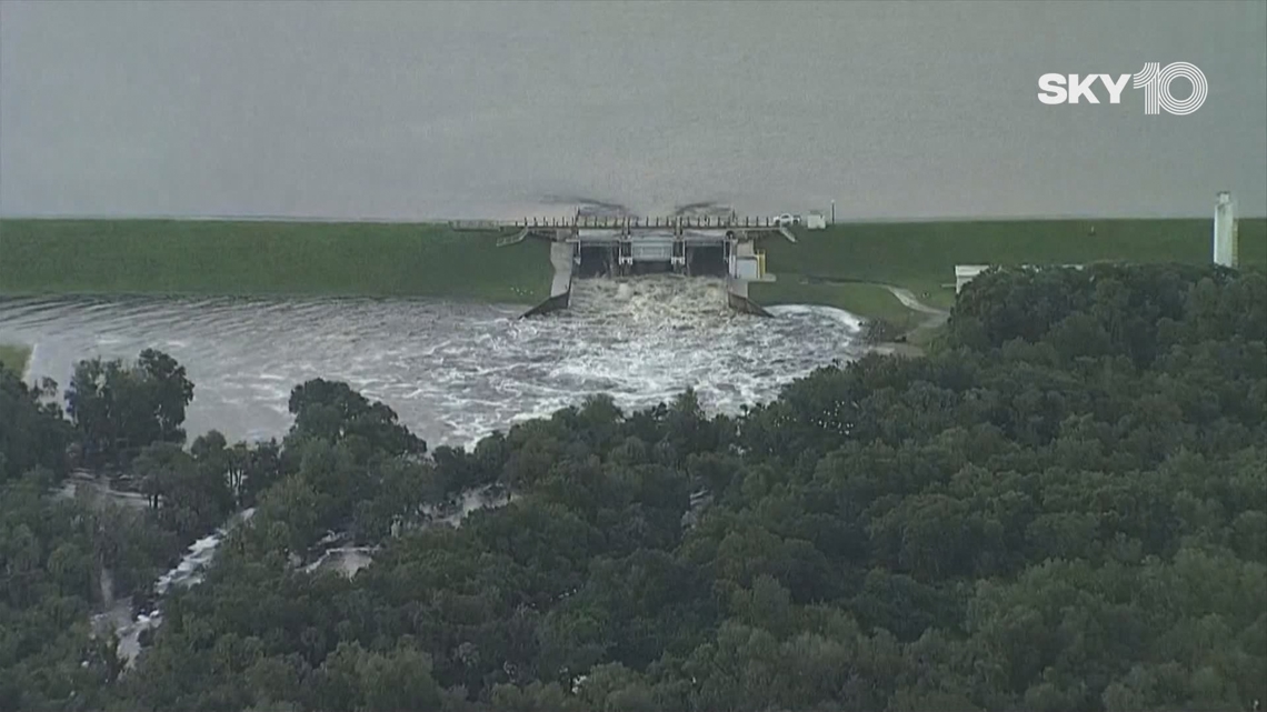Lake Manatee dam release amid Hurricane Debby questioned | wtsp.com