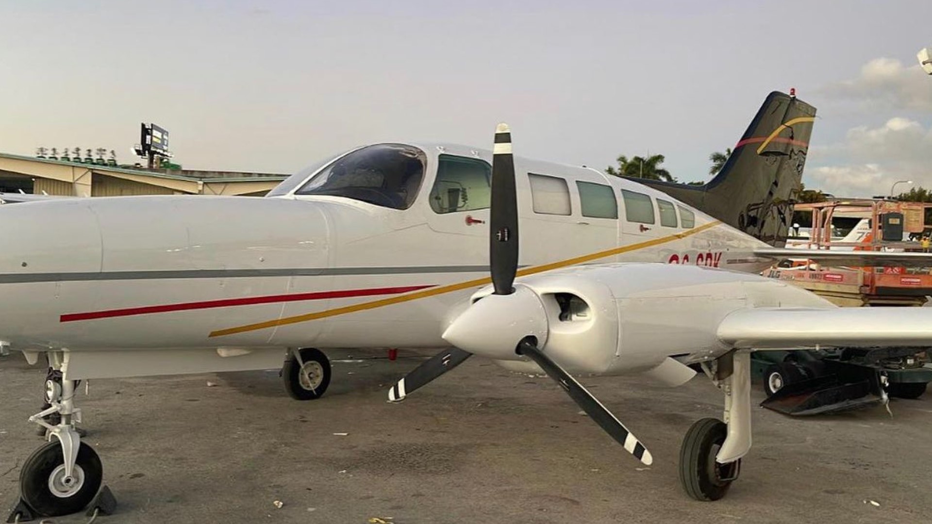 Plane from Florida vanishes off Bahamas coast; search suspended | wtsp.com