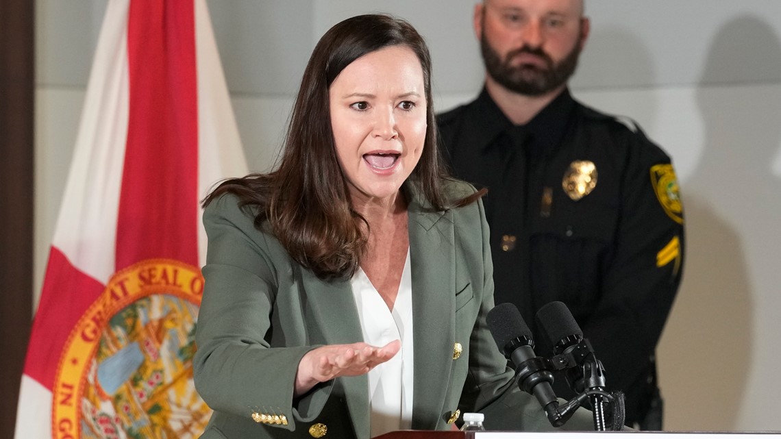 Florida AG launches investigation on CFP Committee amid FSU snub | wtsp.com