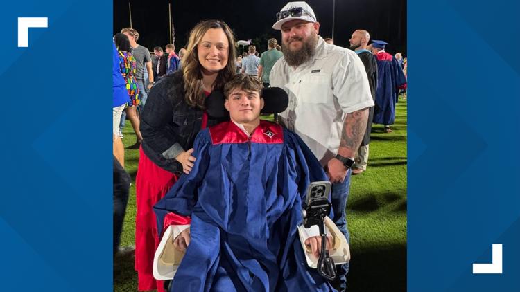 Dominic Haines Jefferson Georgia wrestler update from graduation | wtsp.com